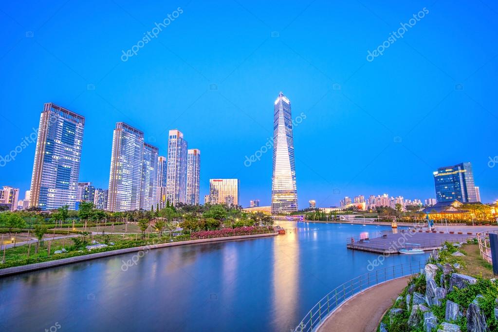 INCHEON, COREA DEL SUR - 20 DE MAYO: INCHEON, COREA DEL SUR - 20 DE ...