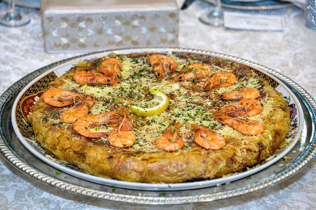 Bastila o 'Pastilla' es un plato tradicional marroquí. pescado Bastila ...