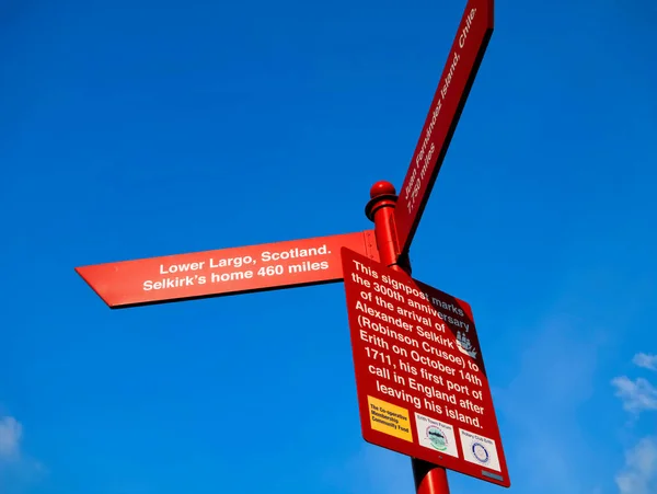 Welsh bilingual signs Stock Photos, Royalty Free Welsh bilingual signs ...