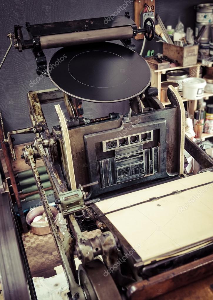 Vintage Printing press machine close up Stock Photo by ©viteethumb 66262697