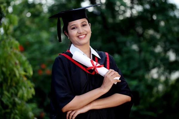Indian graduate girl Stock Photos, Royalty Free Indian graduate girl ...