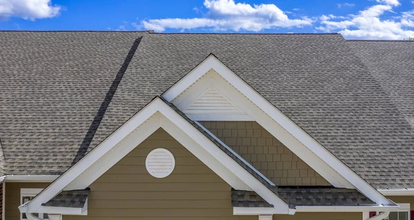 Gable roof Stock Photos, Royalty Free Gable roof Images | Depositphotos