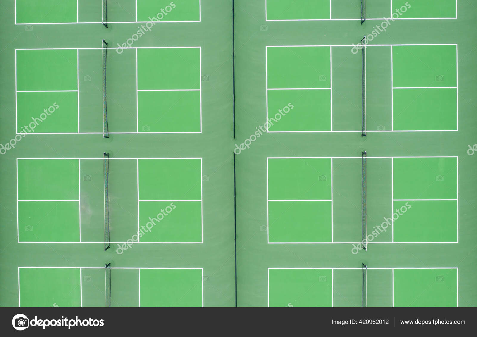 Canchas Bádminton Desde Aire — Foto de stock #420962012 © fireandstone