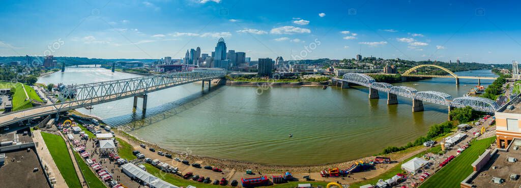 Queen city Stock Photos, Royalty Free Queen city Images | Depositphotos