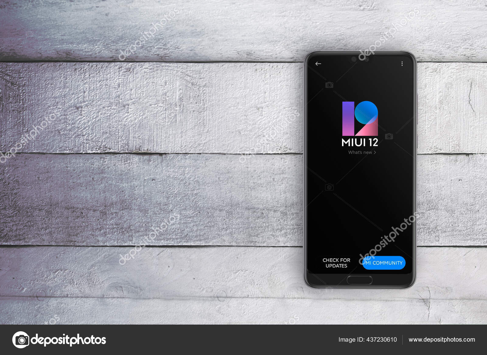 Smartphone Screen Miui12 Android Based Operating System Logo Empty Copy — Stock Editorial Photo ...