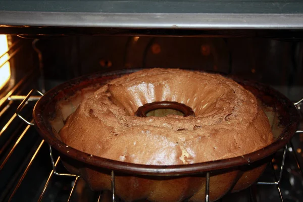 Reciepe sequence of sponge cake baking preparation. Space. - Stock ...