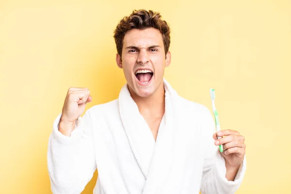 Aggressive brushing Pictures, Aggressive brushing Stock Photos & Images ...