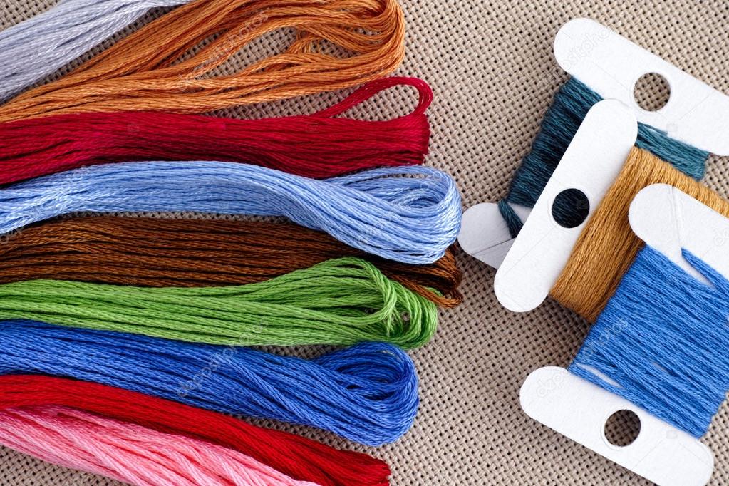 Cross stitch threads and embroidery thread cards — Stock Photo ...