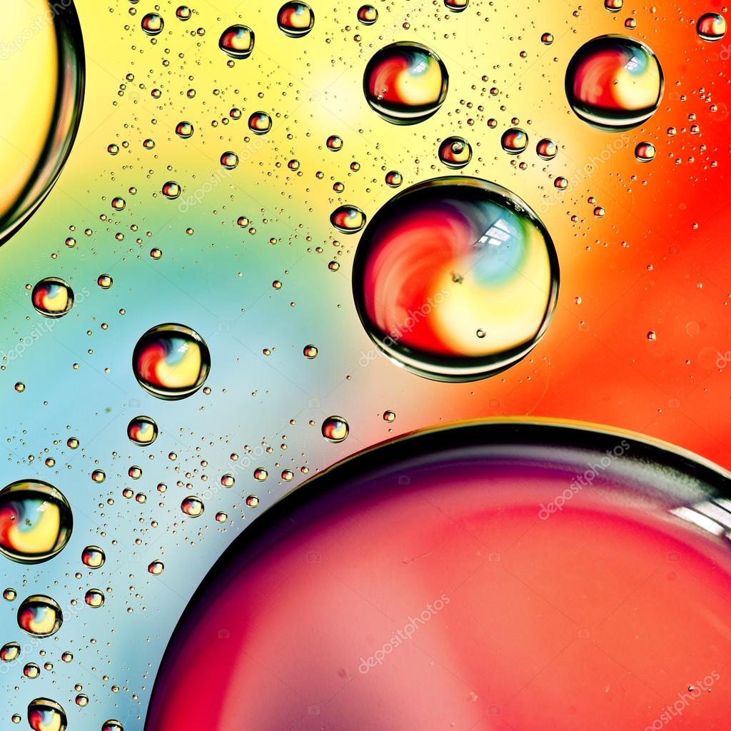 Rainbow Water Drops Wallpaper