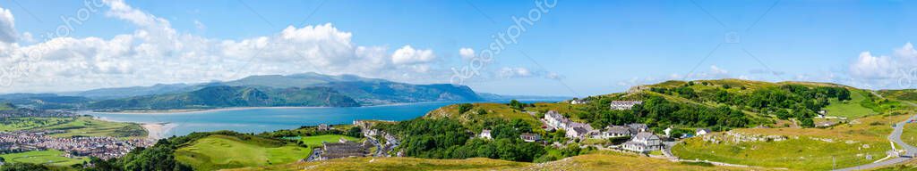 Welsh countryside Stock Photos & Royalty-Free Images | Depositphotos