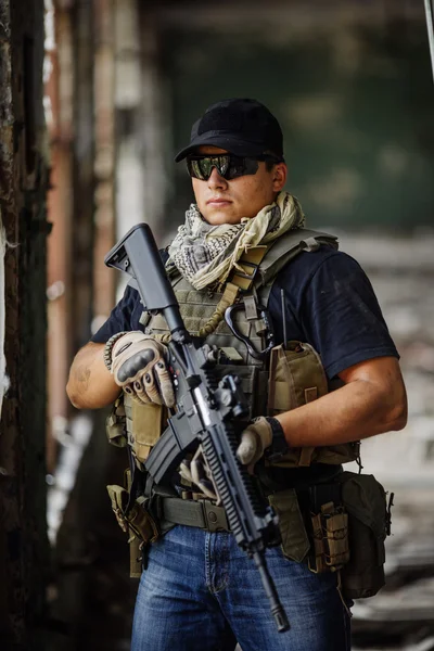 Airsoft Loadout Contractor