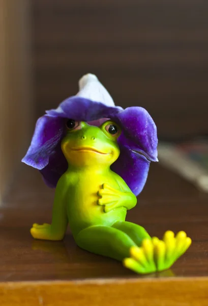 Cute happy Frogs in love with heart — Stock Photo © ChamilleWhite #19149129