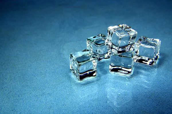 Ice diamonds Stock Photos, Royalty Free Ice diamonds Images | Depositphotos