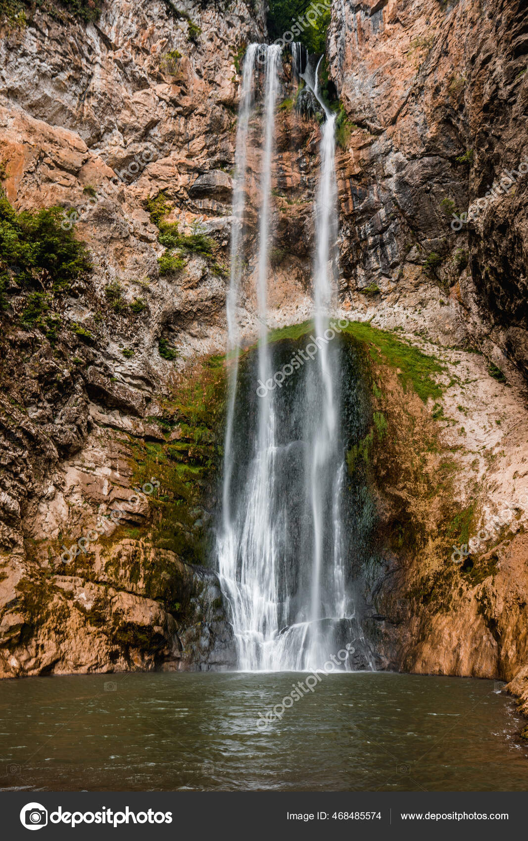 Beautiful Waterfall Bliha Sanski Most Bosnia Herzegovina Waterfall ...