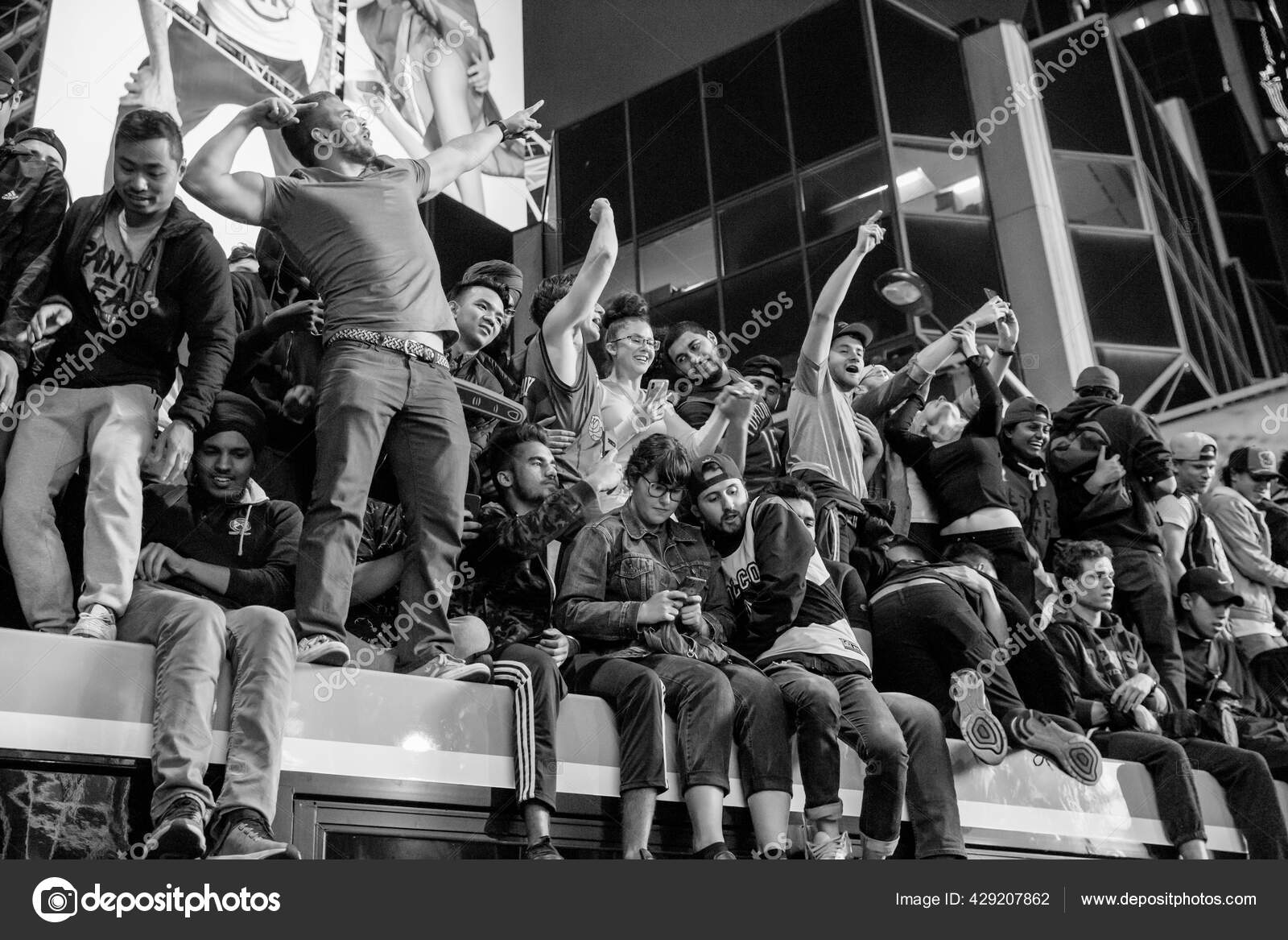 Toronto Raptors Fans Celebrate Raptors Defeated Defending Nba Champions ...