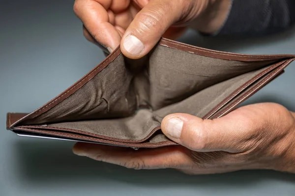 Spongebob Empty Wallet