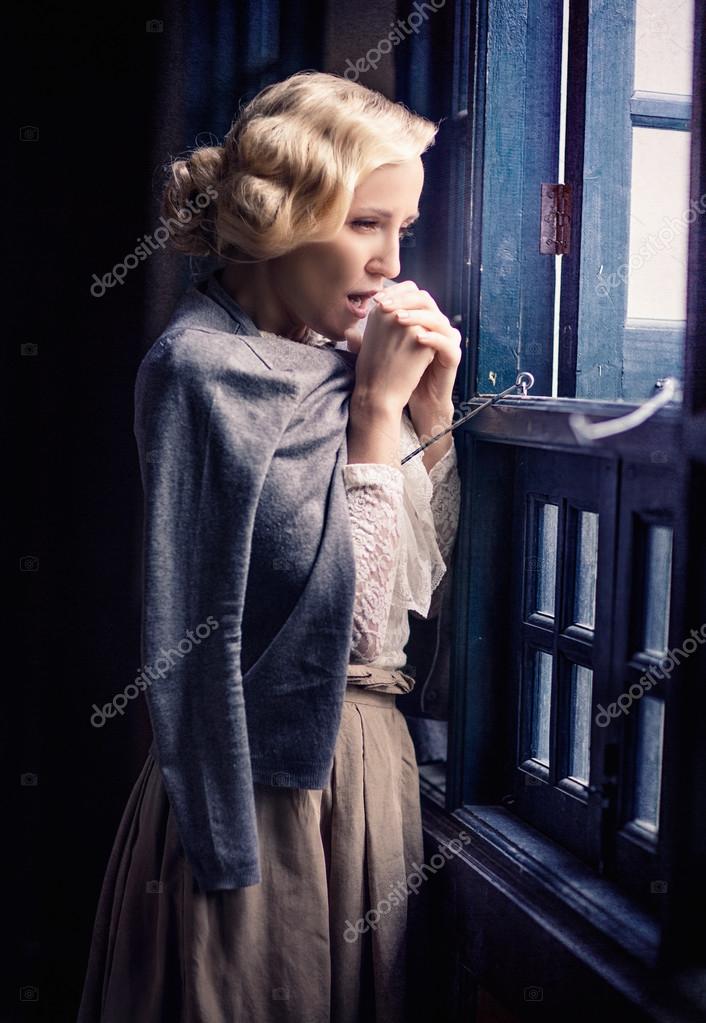 European woman in retro style in Shanghai, China — Stock Photo © lolapi ...