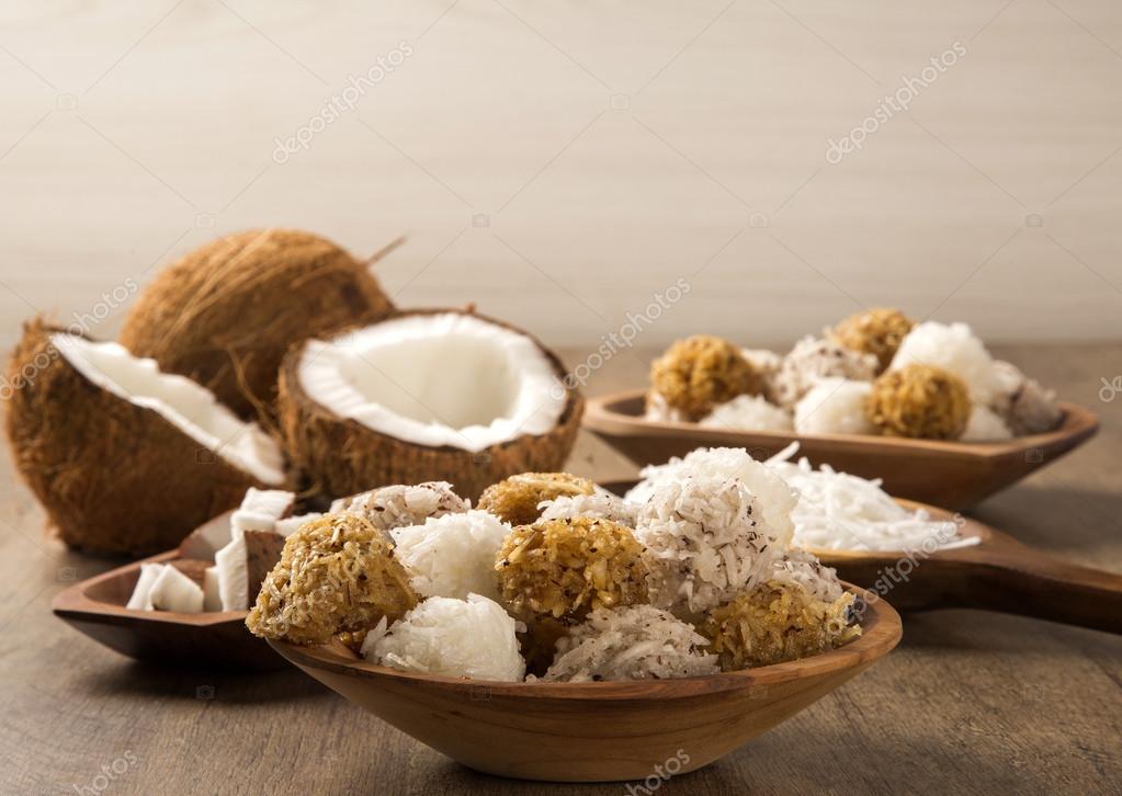 Cocadas peruanas, un postre de coco tradicional que se vende ...