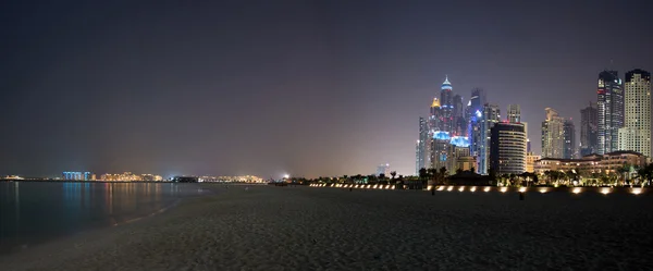 Dubai plage nuit Stock Photos, Royalty Free Dubai plage nuit Images ...