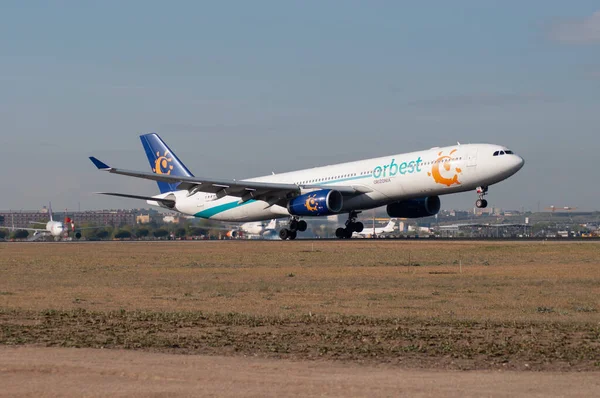 Airbus A330 Airliner Boliviana Aviacin Airline Landing — Stock ...