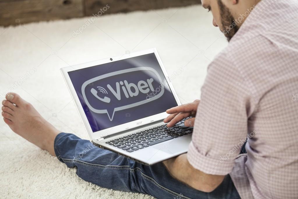 Logotipo de la marca viber en la pantalla del ordenador — Foto editorial de stock #114728682 ...