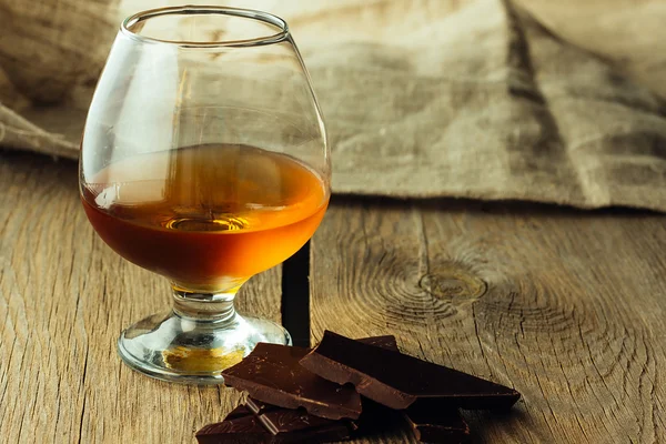 Fotos de Copo de conhaque, Imagens de Copo de conhaque sem royalties ...