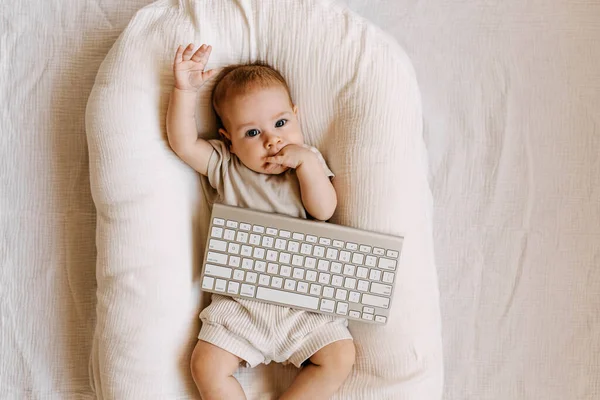 Baby with computer Stock Photos, Royalty Free Baby with computer Images ...