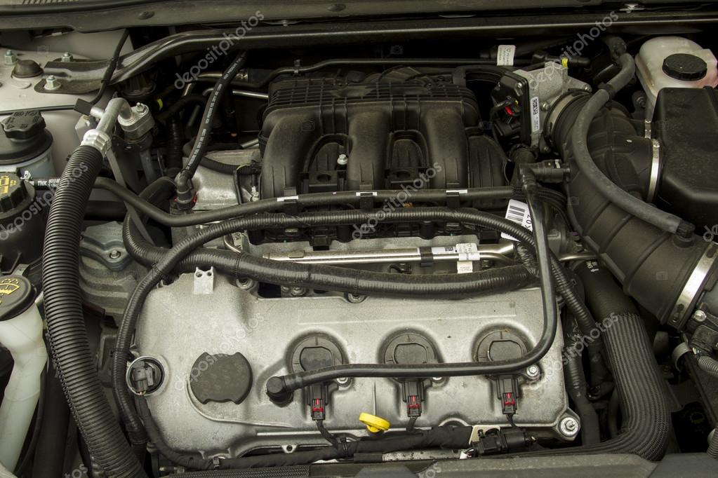 Six Cylinder Car Engine — Stock Photo © IndyEdge #72985047