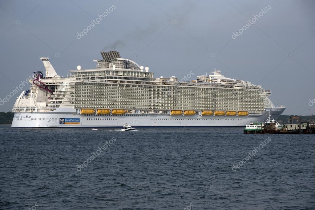 El crucero m s grande del mundo Harmony of the Seas 2024