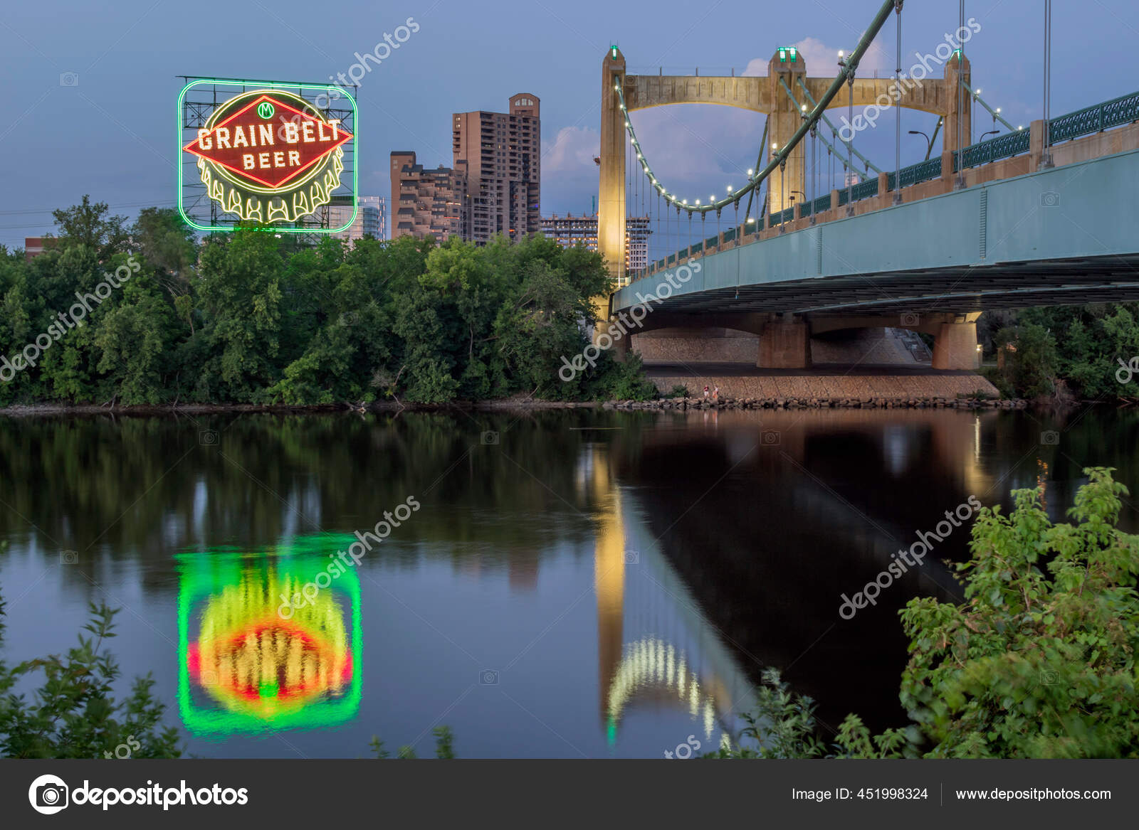 Grain Belt Hennepin Bridge Reflections Twilight – Stock Editorial Photo ...