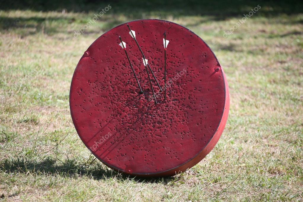 Retro archery target with arrows — Stock Photo © accept001 #81415458