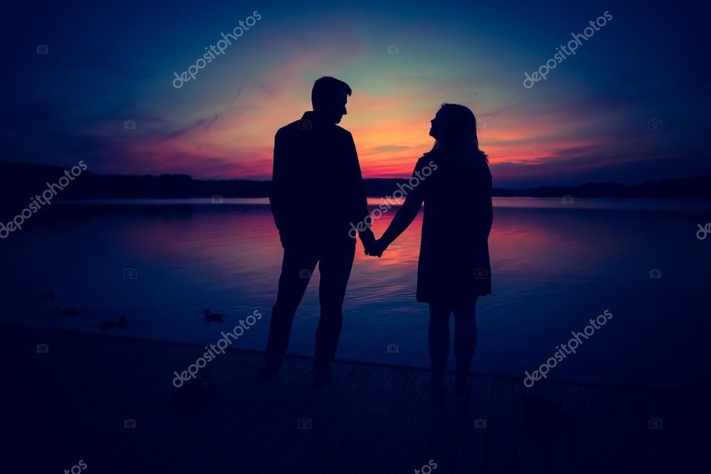Vintage Couple Silhouette