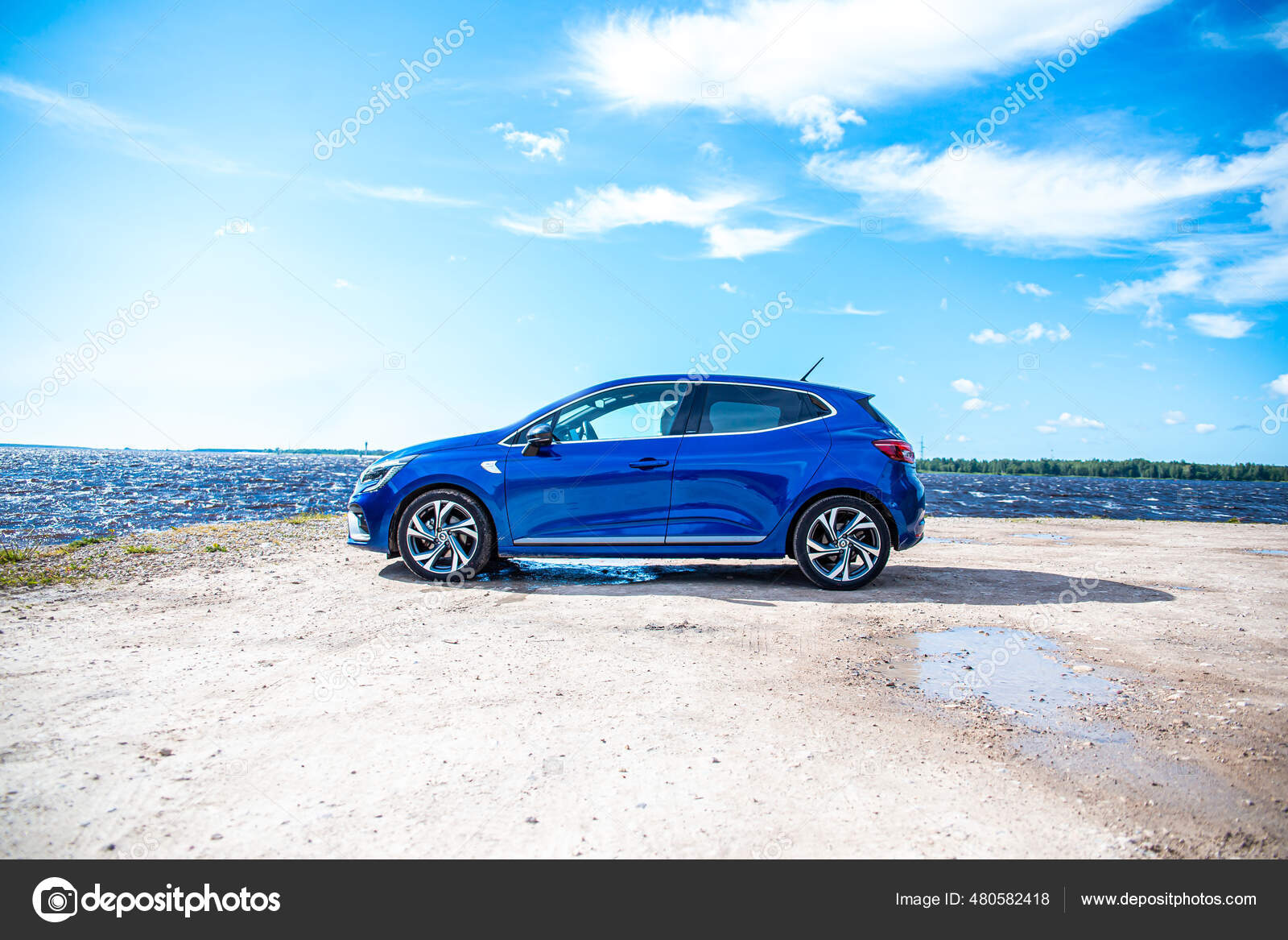 Renault Clio Supermini Car Segment Produced French Automobile ...