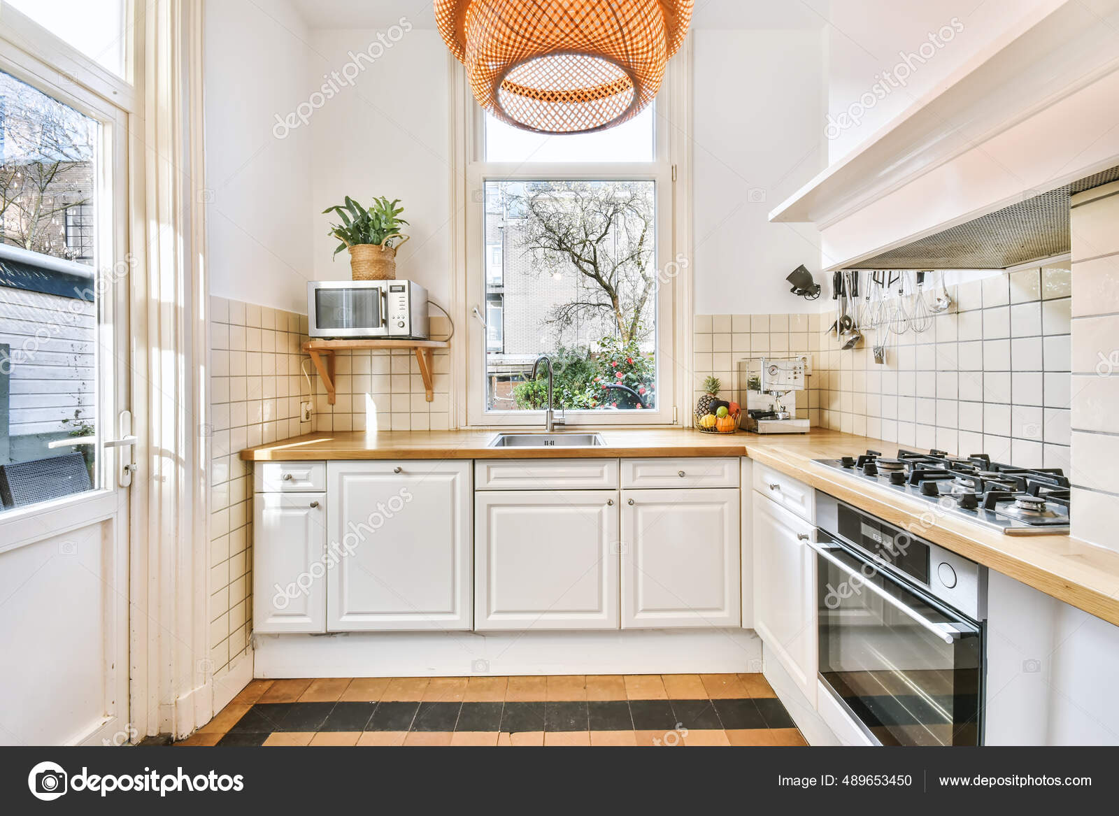 Beautiful kitchen design — Stock Photo © procontributors #489653450