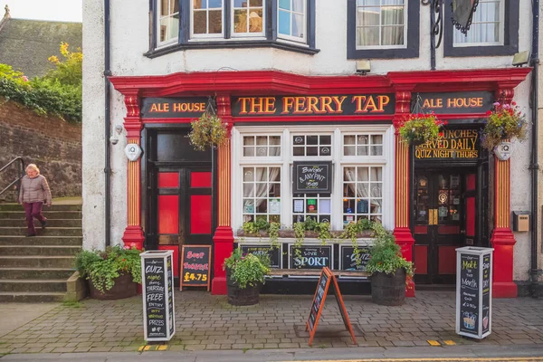 British pub Stock Photos, Royalty Free British pub Images | Depositphotos