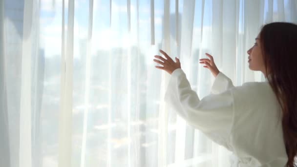 1,507 Woman open curtain Videos, Royalty-free Stock Woman open curtain ...