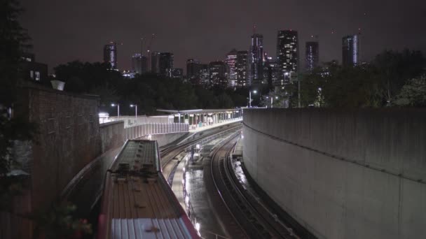 Dlr Train Station London Clear Night Buildings Canary Wharf Background ...