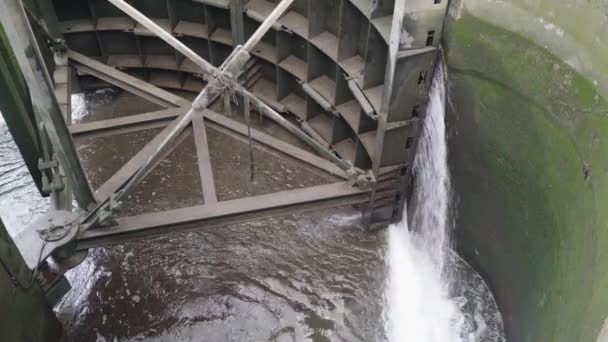 249 Vazamento de concreto Videos, Royalty-free Stock Vazamento de ...