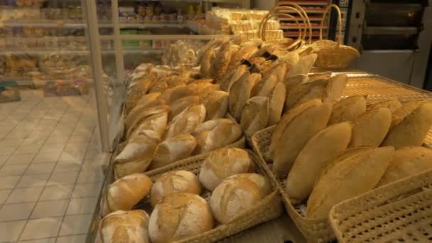 80 vídeos de Paying at the bakery, metraje de Paying at the bakery sin ...