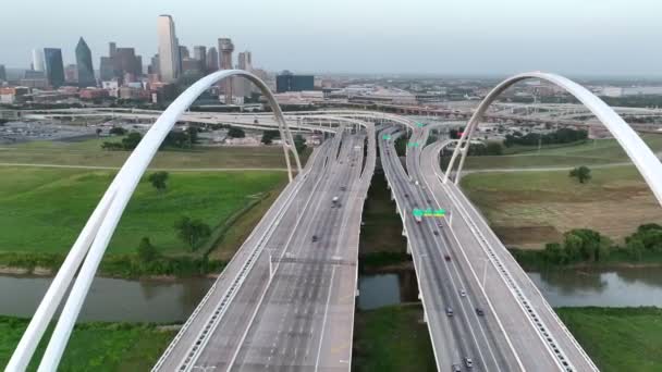 27 Plaza hyatt regency Videos, lizenzfreies Stock Plaza hyatt regency ...