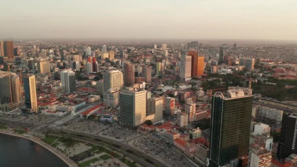Vidéos pour Cidade luanda angola, Cidade luanda angola clips vidéo HD / 4K, footage | Depositphotos