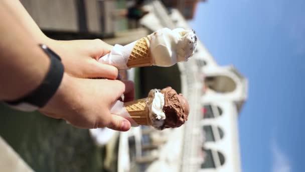 1,720 Gelato fagylalt Videos, Royalty-free Stock Gelato fagylalt ...