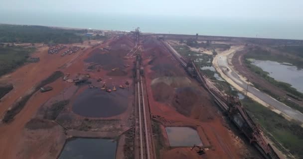 14 Ship unloader Videos, Royalty-free Stock Ship unloader Footage ...