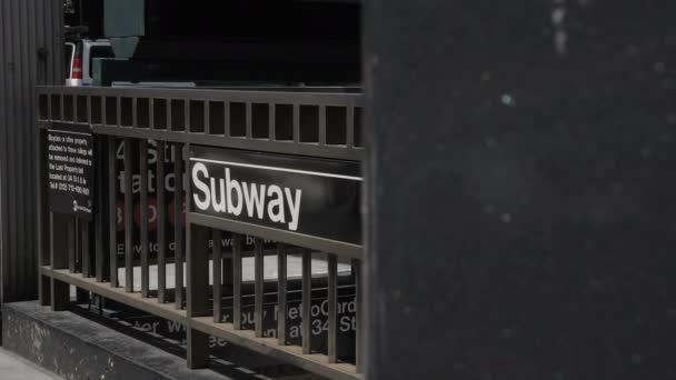 2,421 Letrero del metro Videos, Royalty-free Stock Letrero del metro ...