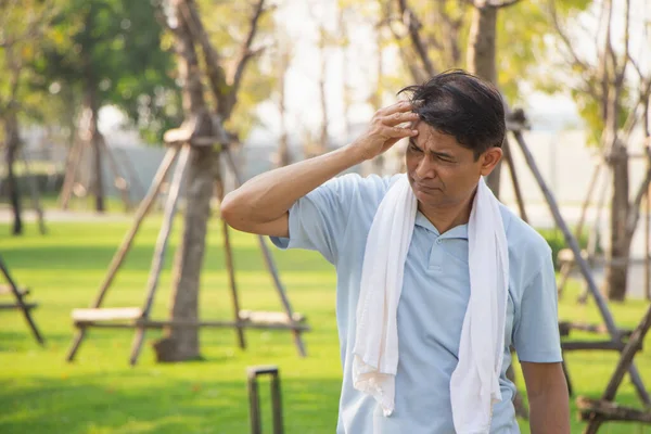 Excessive stretching Stock Photos, Royalty Free Excessive stretching ...