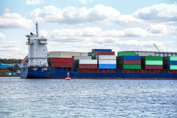 Ocean freighter maersk Stock Photos, Royalty Free Ocean freighter ...