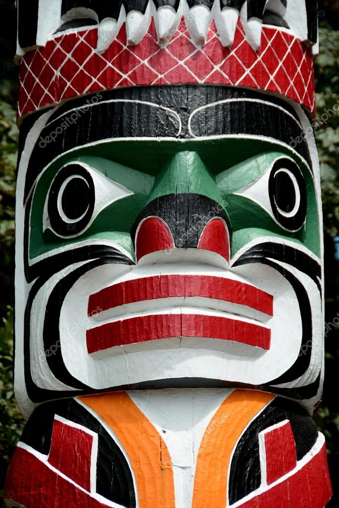 Tótems Del Museo Real De Columbia Británica Museo Real De La