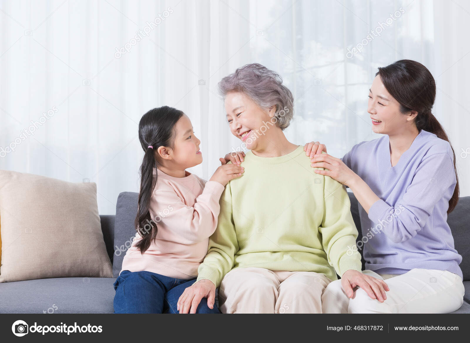Three Generations Women Asian Grandmother Mother Grand Daughter — Stock ...