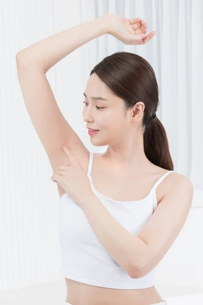 Armpit asian Stock Photos, Royalty Free Armpit asian Images | Depositphotos