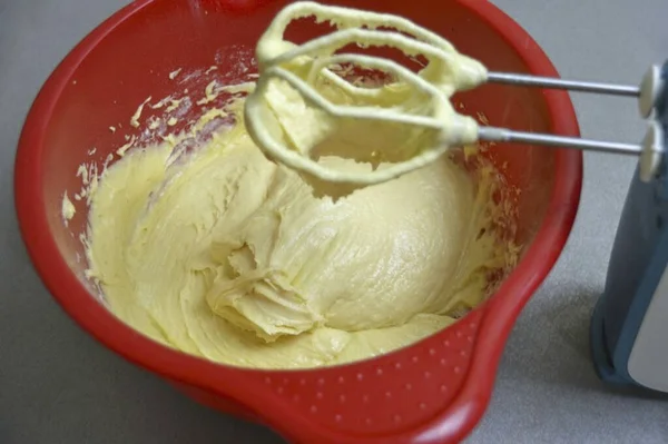 Baker baking cakes Stock Photos, Royalty Free Baker baking cakes Images ...